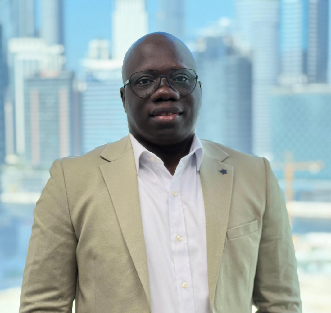 Ola Larry - Luxury Link Properties